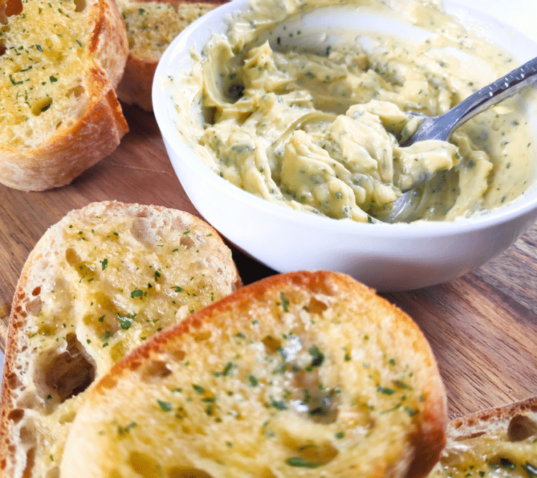 Quick And Easy Garlic Butter Spread - Rachels Recipe Pantry