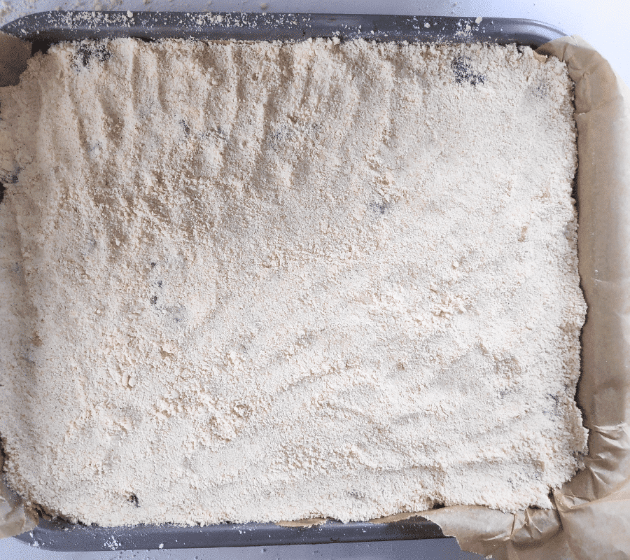 Easy Mincemeat Traybake Crumble Slices Recipe